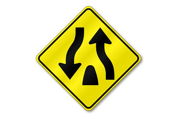 Divided Highway Begins Sign and Ends: Meaning, Rules